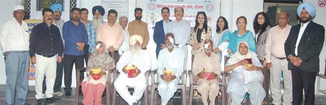 INTERSOFT DATA LABS MD SANDEEP PASSEY DONATES RS 15 LAKH TO NGO