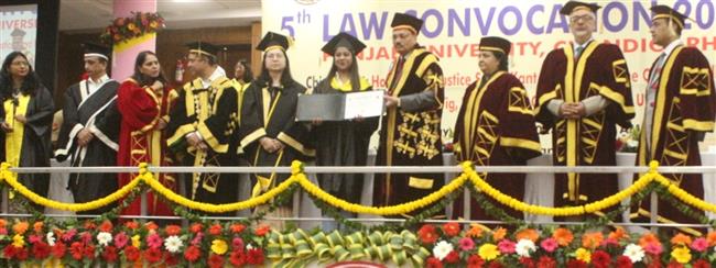 PU LAW DEPTT. FIFTH CONVOCATION CEREMONY HELD , 1231 STUDENTS GETS DEGREE