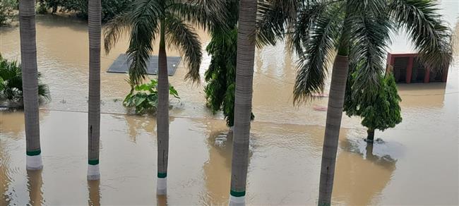 MORE THAN 2500 VILLAGERS EVACUATED BY THE ADMINISTRATION FROM FLOOD ...